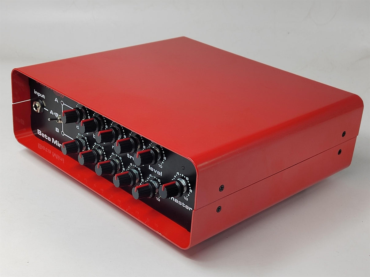 Beta Mini Guitar and Bass Amp [PRE ORDER] – Sunn Musical Equipment Corp.