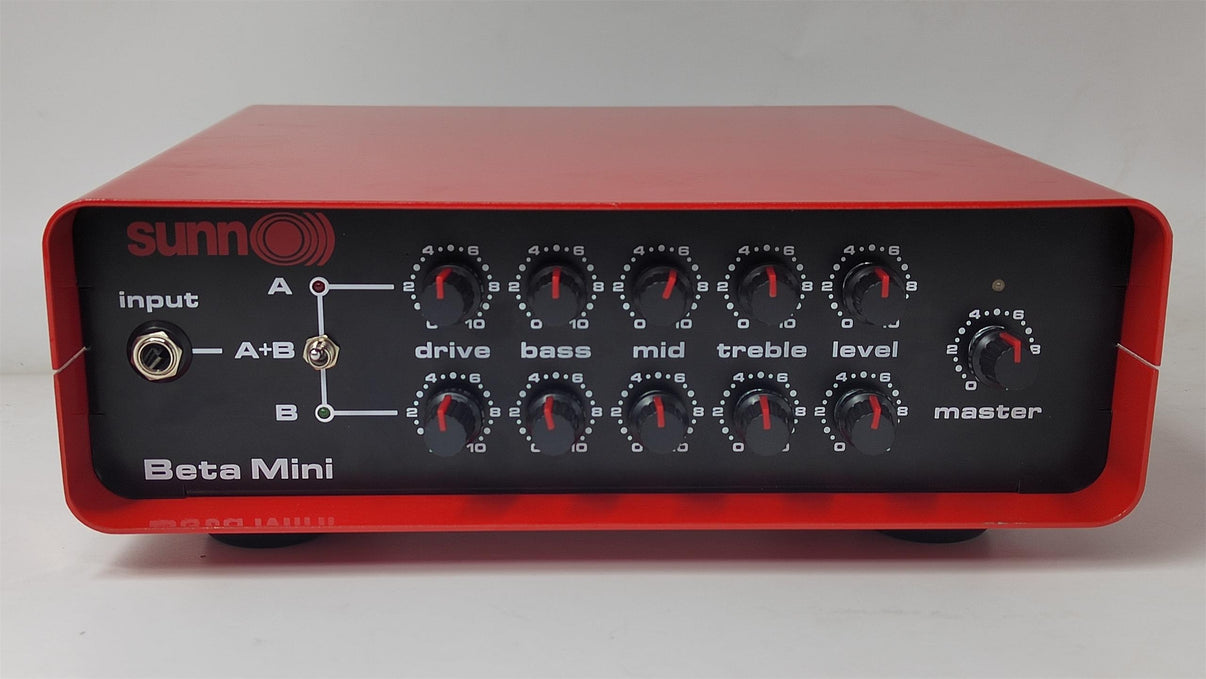 Beta Mini Guitar and Bass Amp [PRE ORDER] – Sunn Musical Equipment Corp.